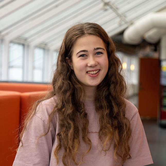 Salg, service og reiseliv | Utdanningsprogram | Akademiet.no