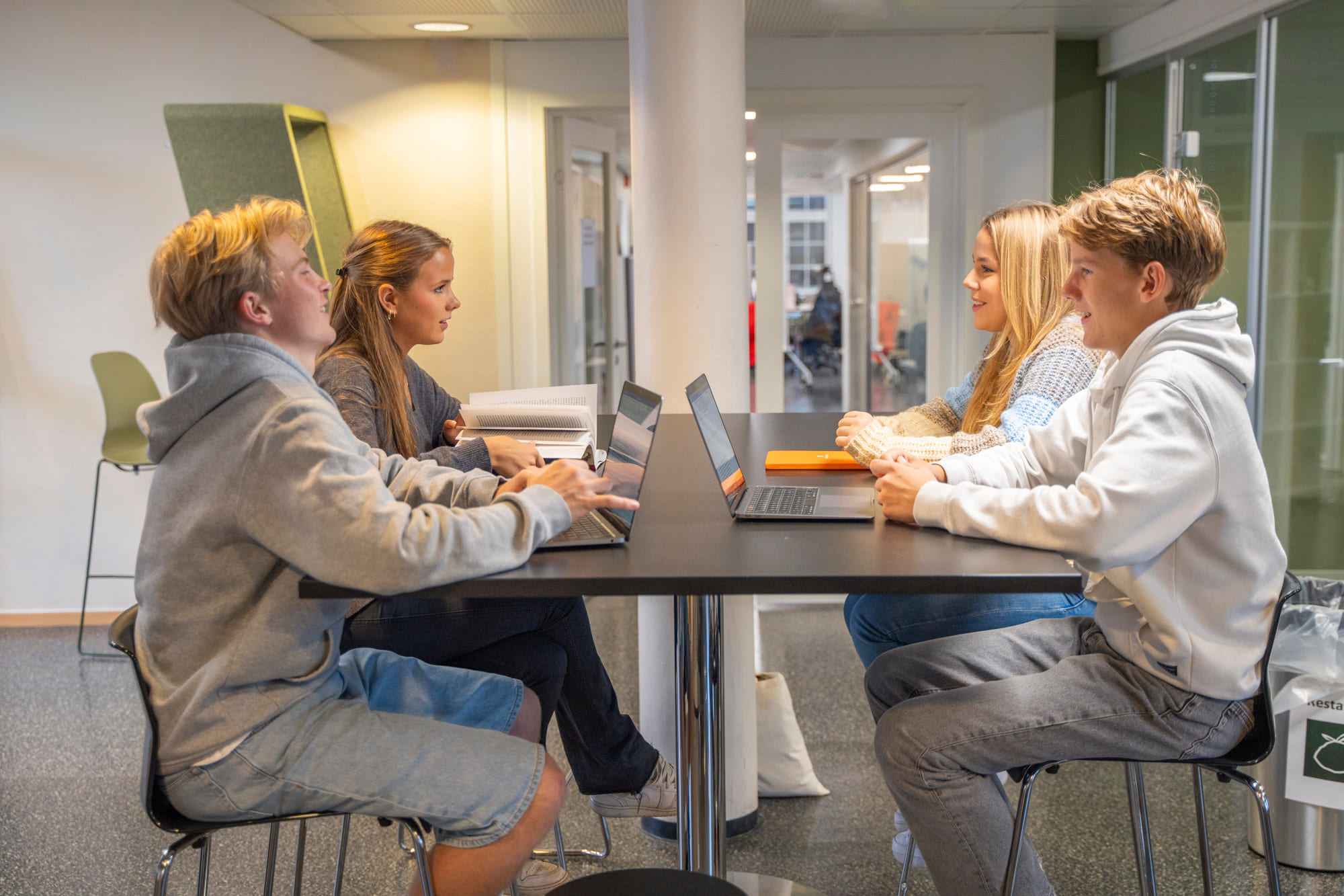 Om Akademiet VGS Bragernes Drammen - Akademiet