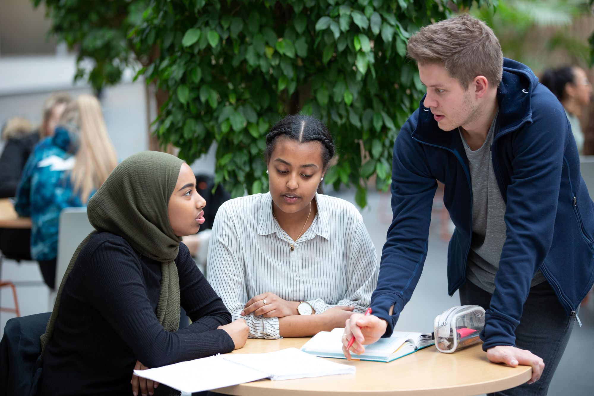 Flinke og engasjerte lærere | Akademiet Sandnes | Akademiet.no