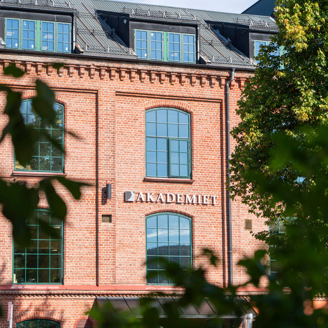 Akademiet VGS Drammen | Videregående skole | Akademiet.no