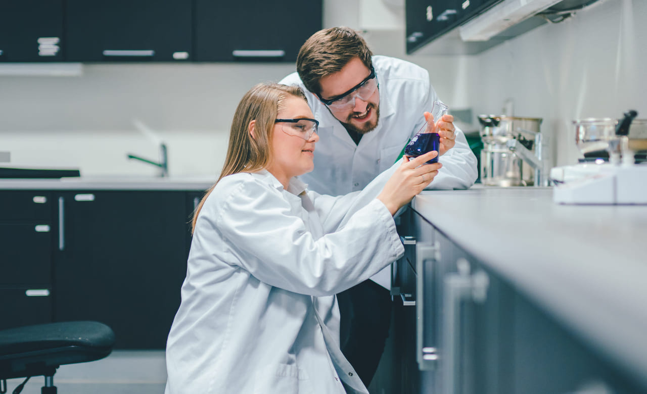 Fysikk 1 med lab | Privatist | Akademiet.no
