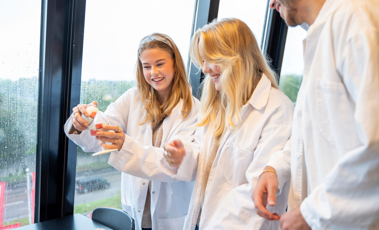 Akademiet VGS Drammen | Videregående skole | Akademiet.no